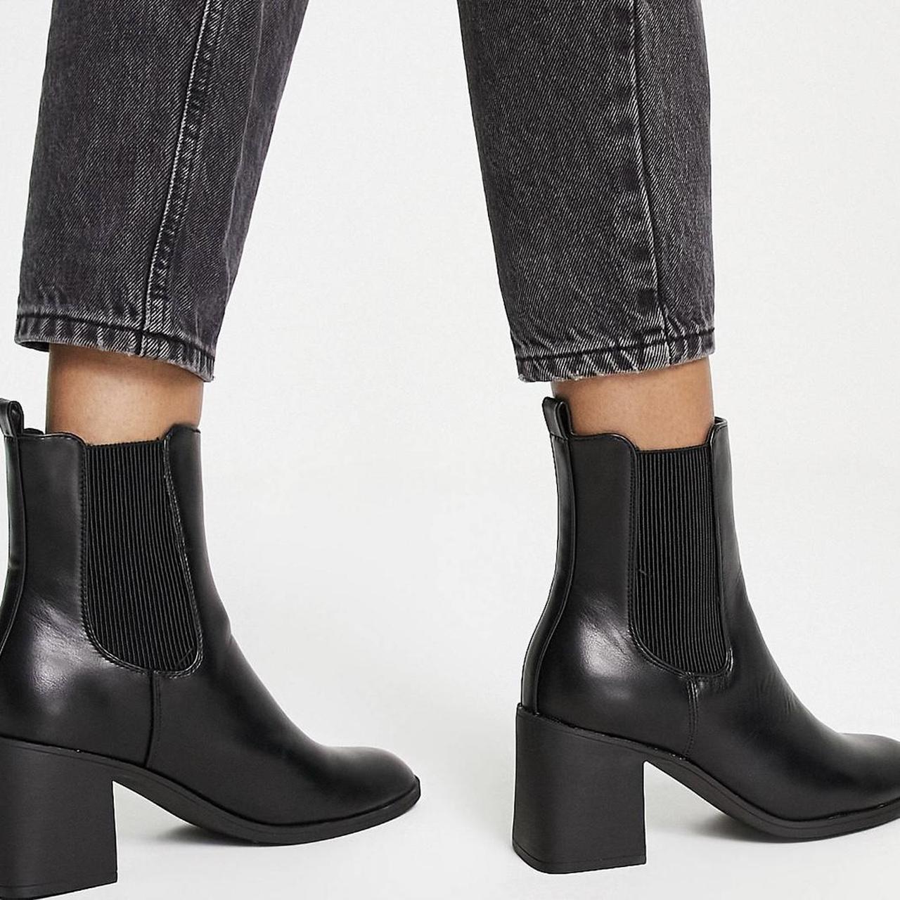 New Look chunky heel boots, never worn and brand new - Depop