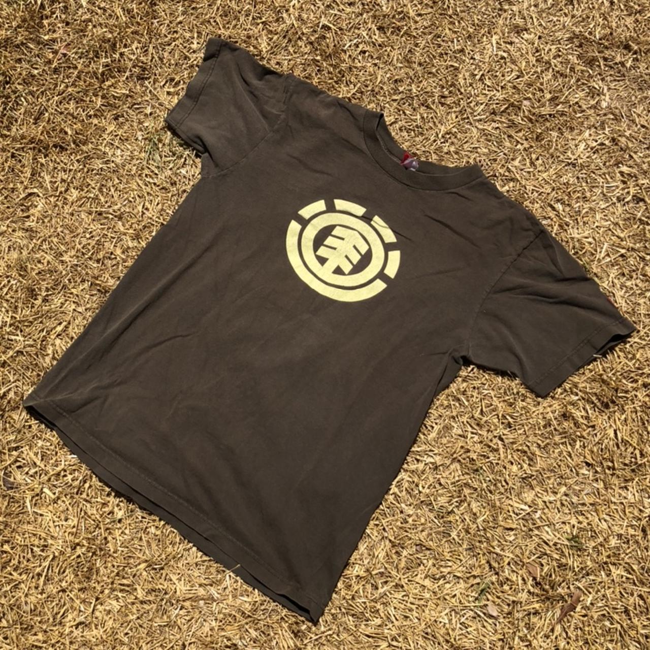 Element Men's T-shirt | Depop