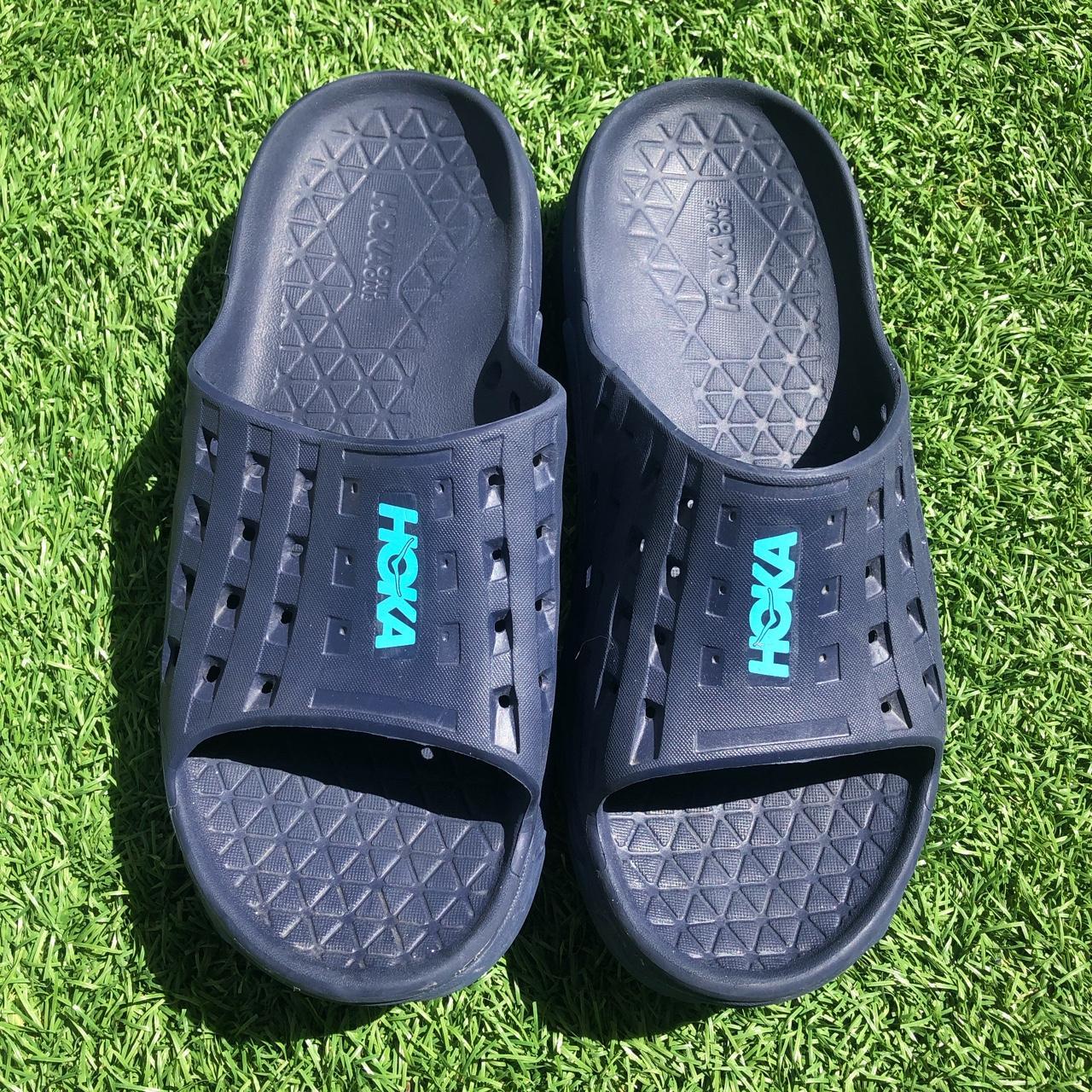 Hoka one one slides Men’s 9 Women’s 11 Light wear - Depop