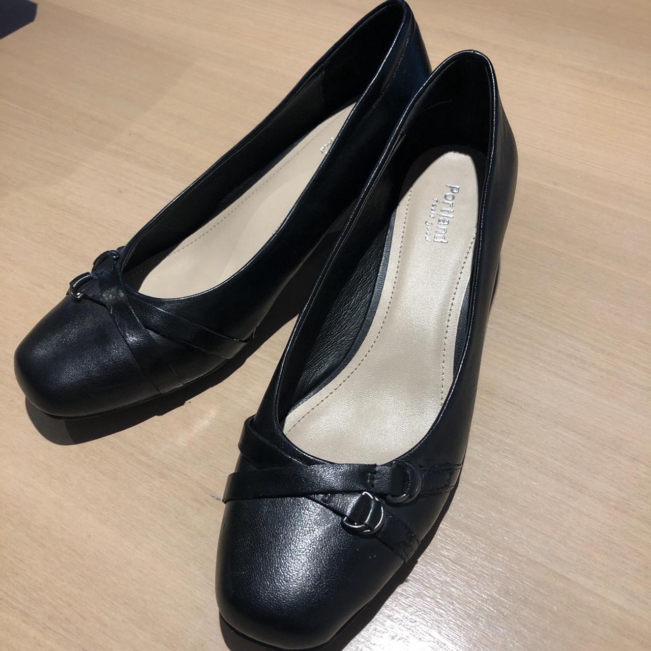 #leather#pumps#shoes#court#work 8/12 size leather... - Depop