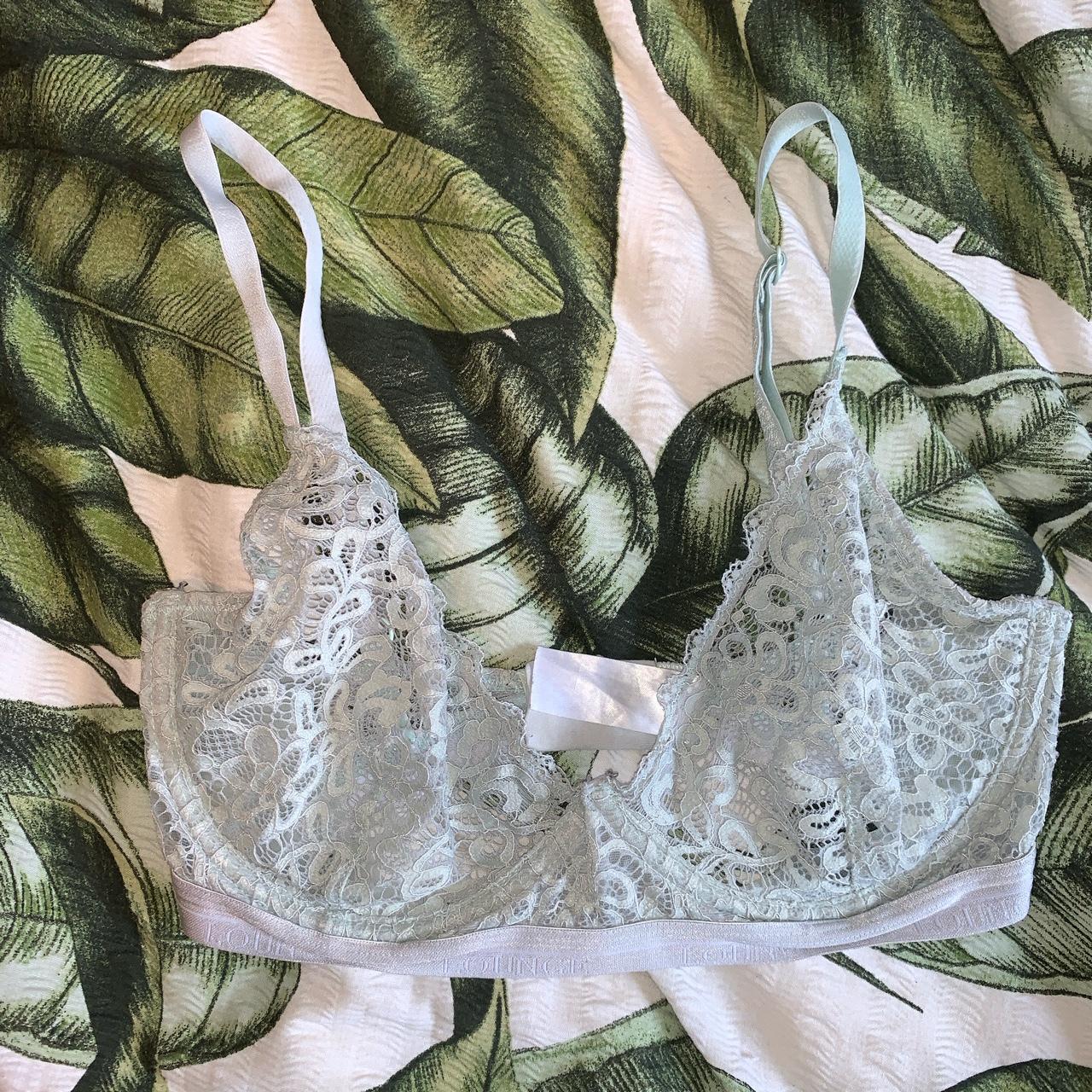 mint green lounge balcony bra 32E comes up small - Depop