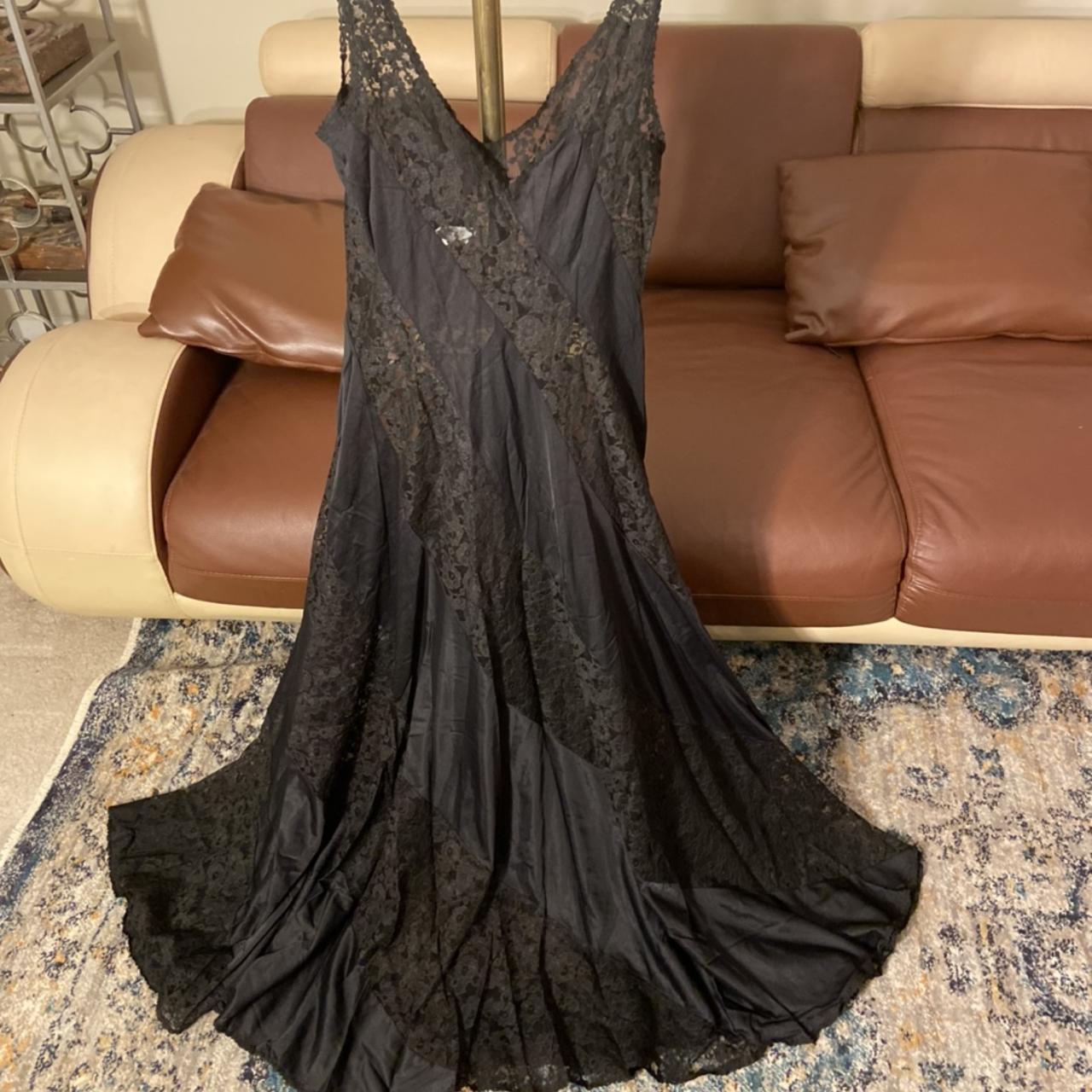 70s vintage Olga slip dress size 34 bust. Would work... - Depop