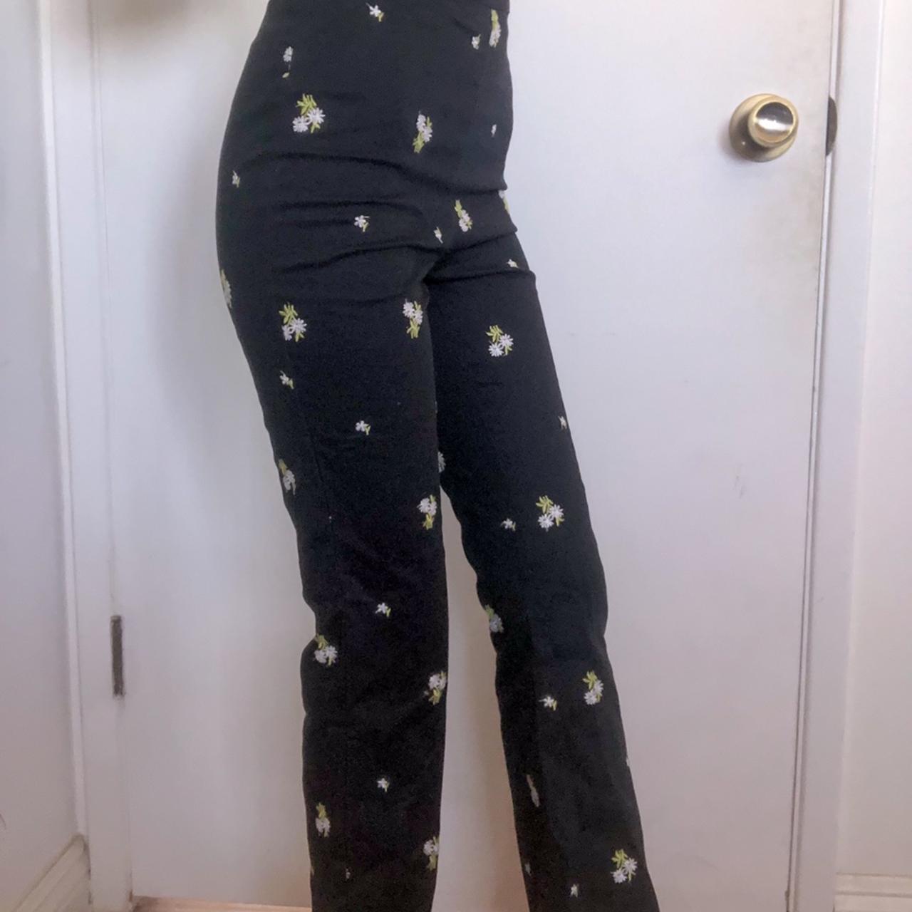 super comfortable urban outfitters pants with flower... - Depop