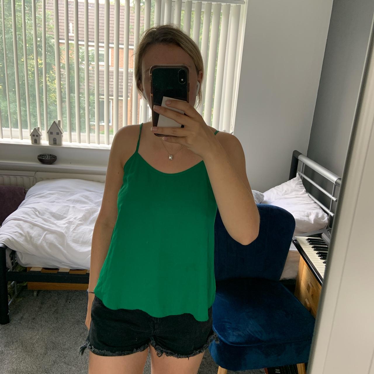 Green topshop vest, Uk8 petite. - Depop