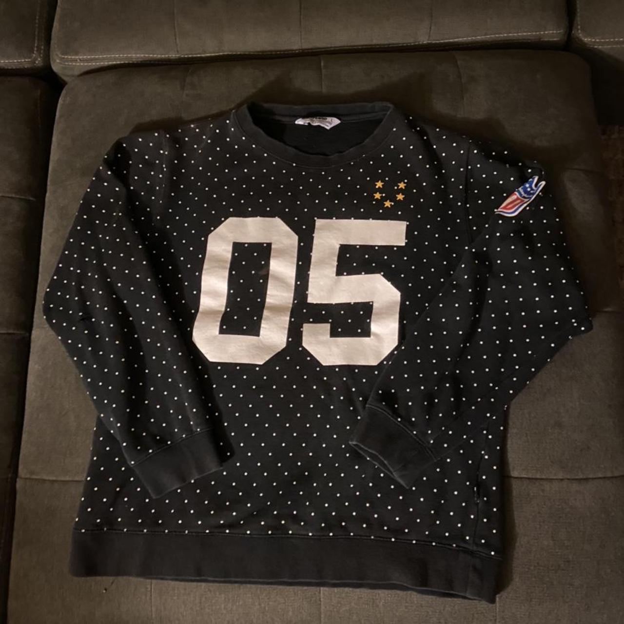 Undefeated Men's Black and White Sweatshirt | Depop