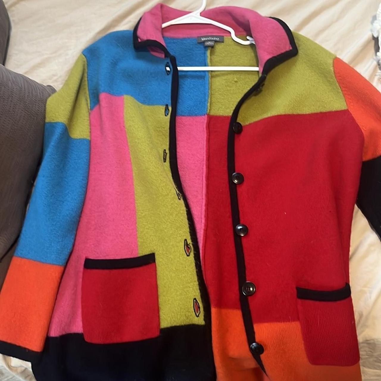 amazing color block jacket XL but I wear a small and... - Depop