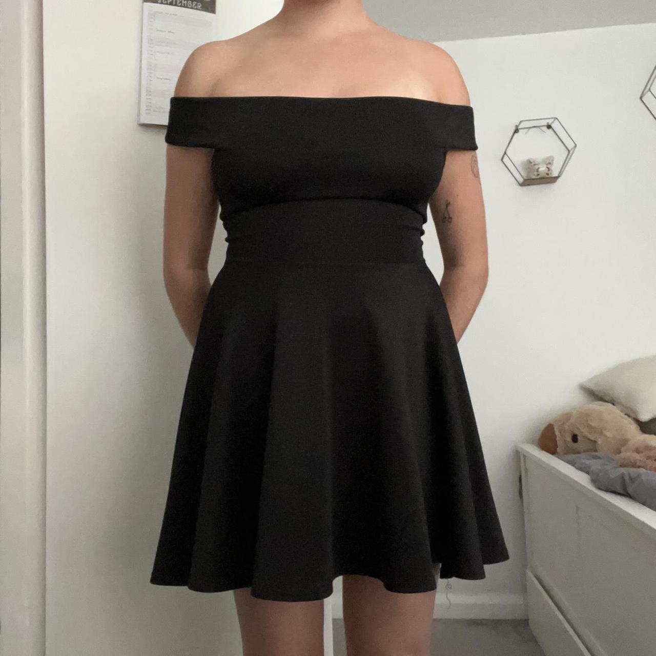 Boohoo Women's Black Dress | Depop