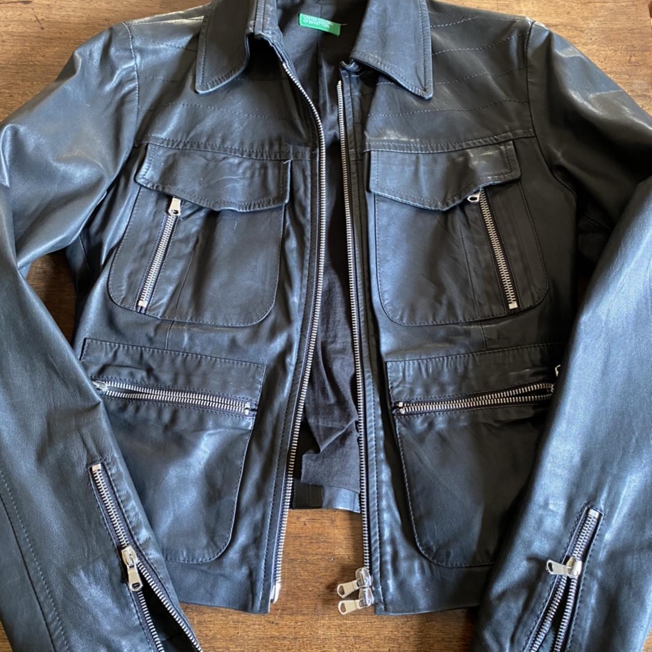 United Colors of Benetton Women's Black Jacket | Depop