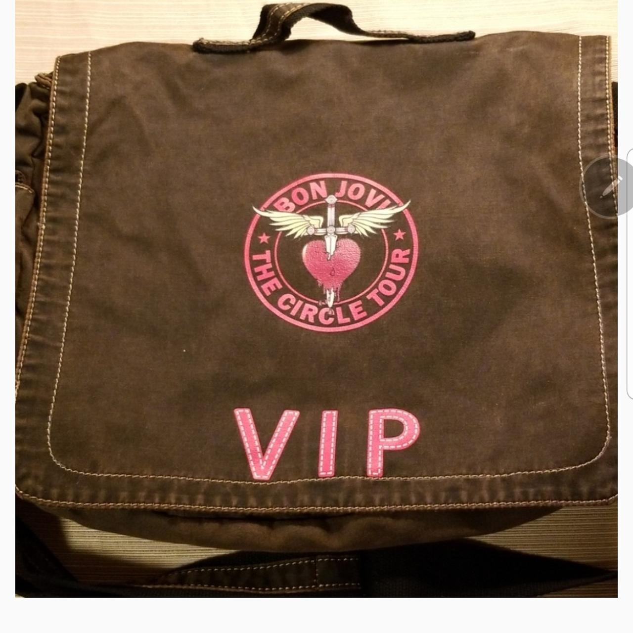 Bon Jovi the circle tour VIP messenger bag NWOT | Depop