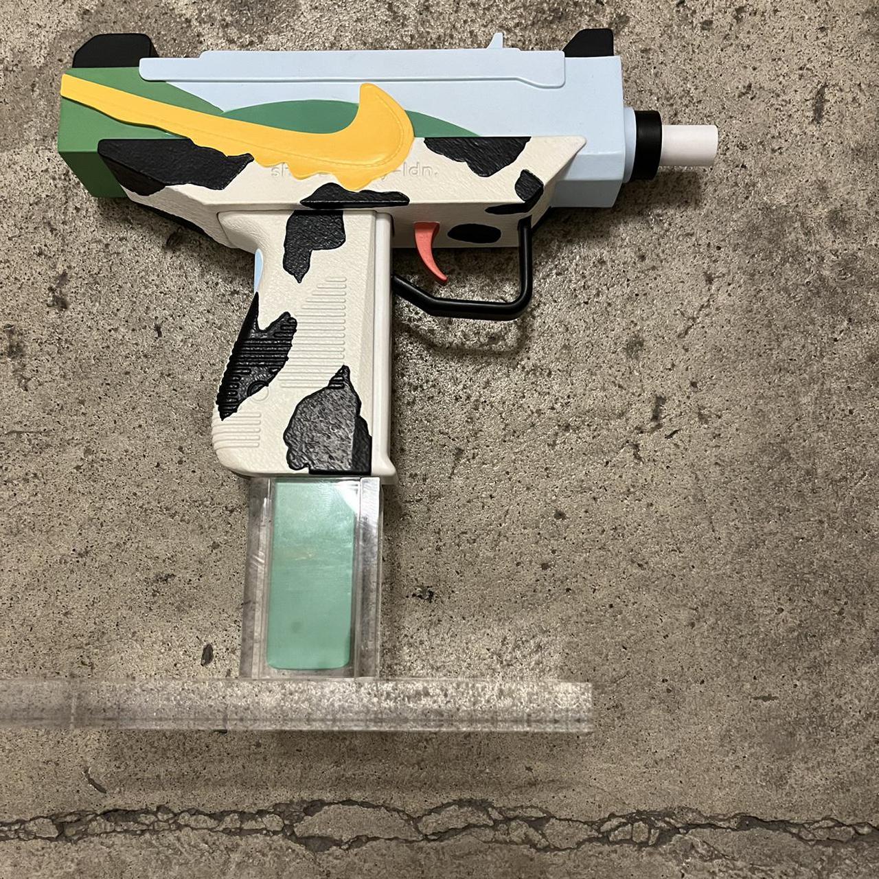 Shoe uzi guns n butter Comes with box Not kaws - Depop