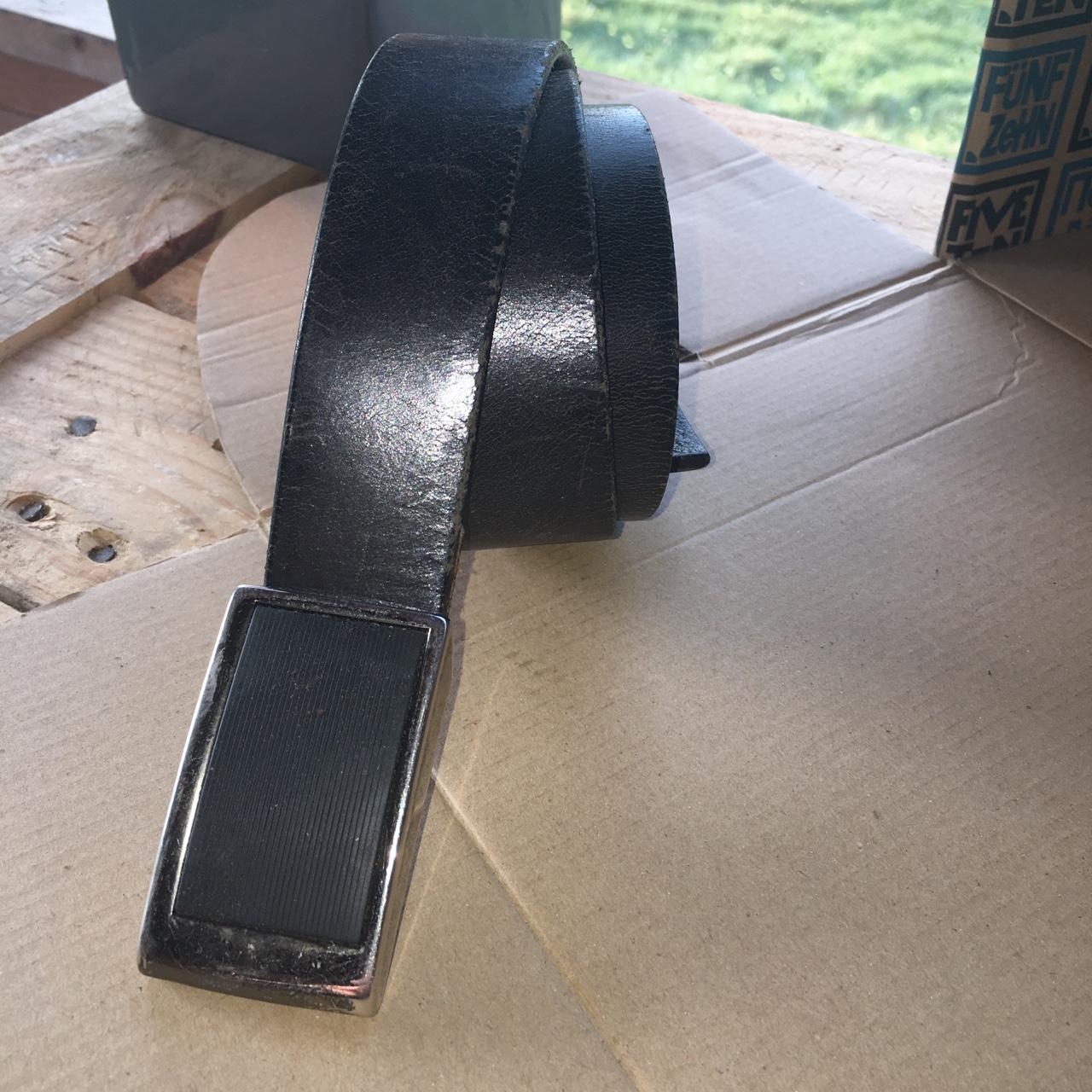 36 inch waist to 40 inch waist men’s or women’s... - Depop