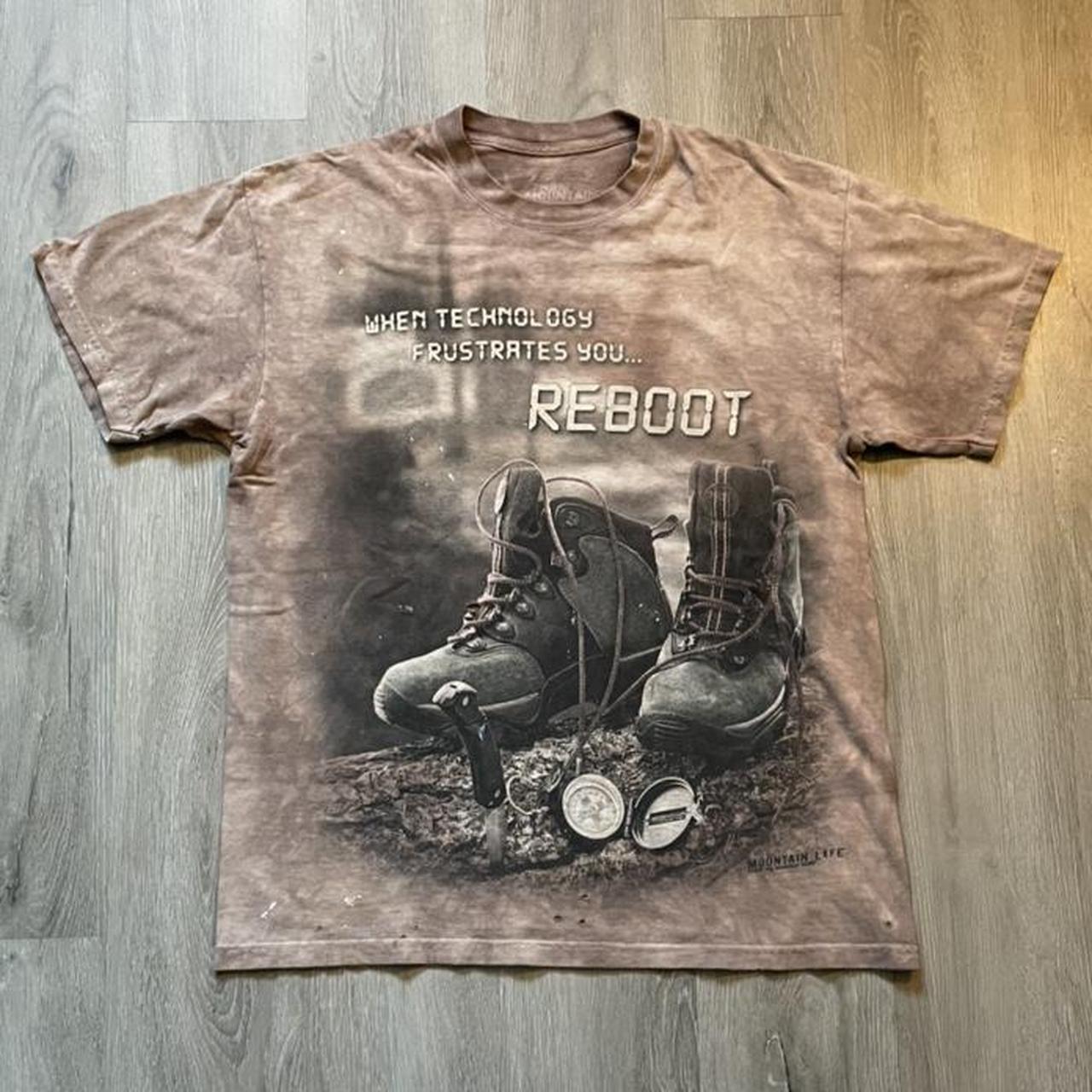 American Vintage Men's Brown and Tan T-shirt | Depop