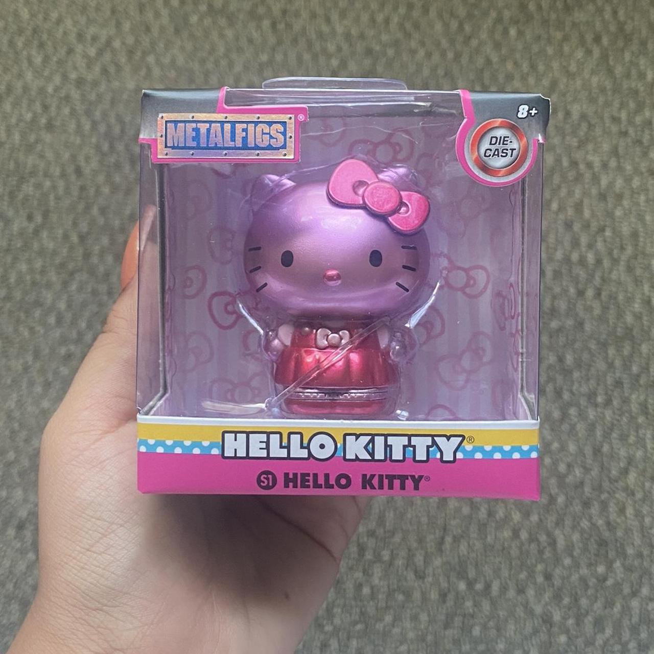 MESSAGE BEFORE PURCHASING Hello kitty metal... - Depop