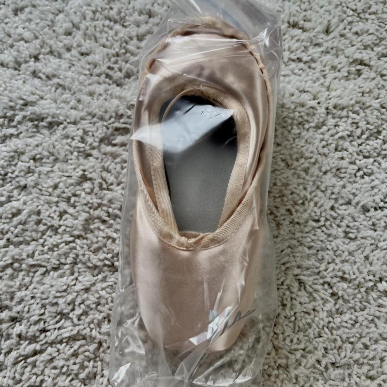 Bloch European Balance Pointe Shoes NEW IN PACKAGING... - Depop