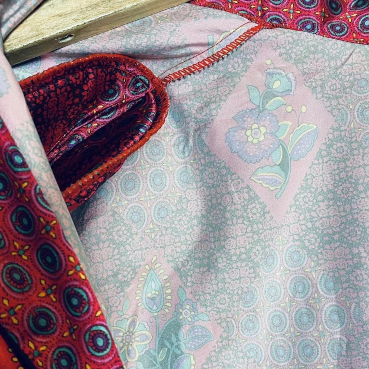 Beth Michaels Vintage Stain Floral Kimono Robe Size... - Depop