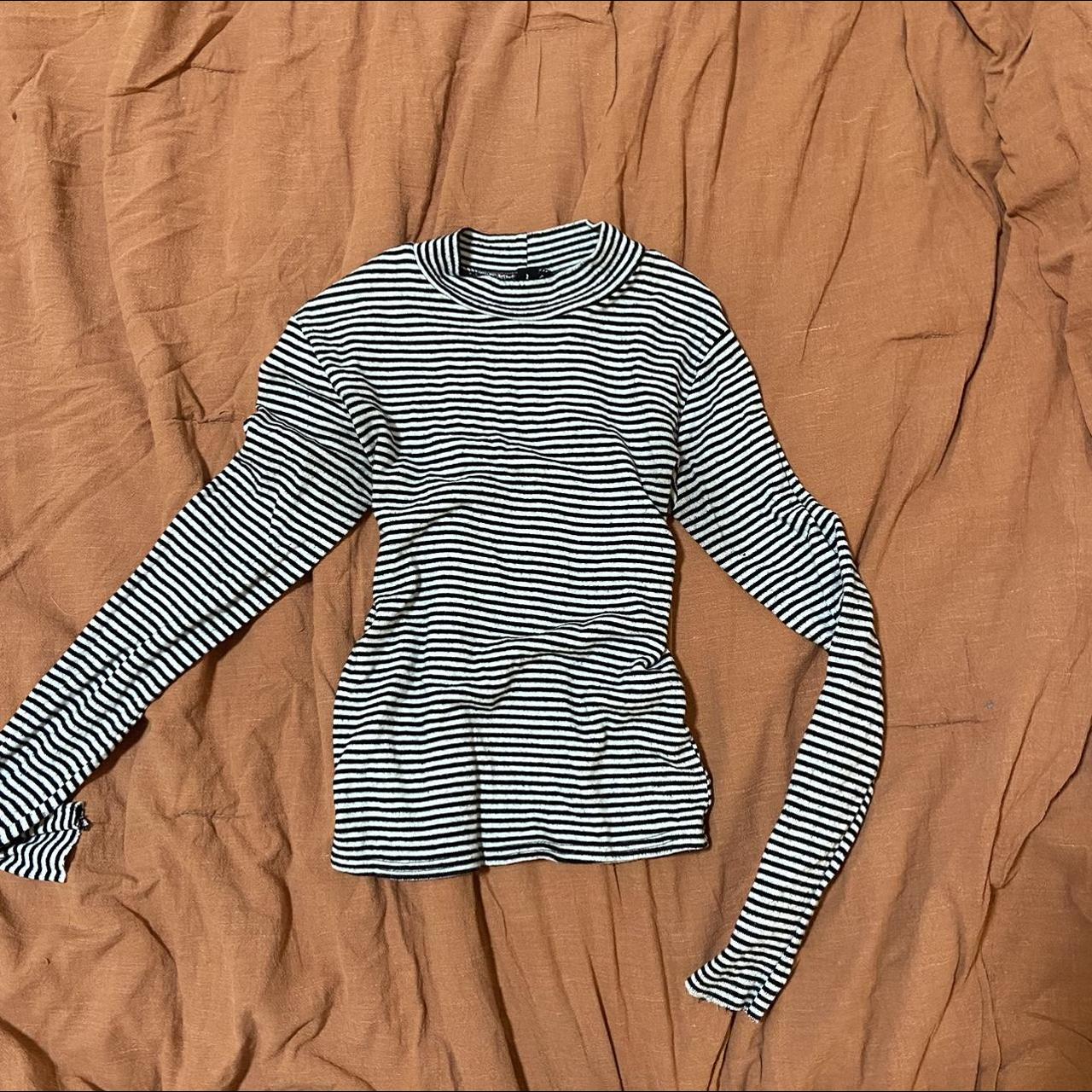 URBAN OUTFITTERS mock neck sweater - Depop