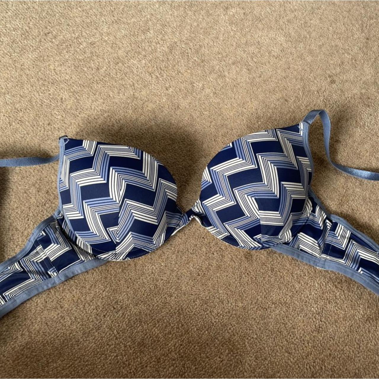 Women's Blue and White Bra | Depop