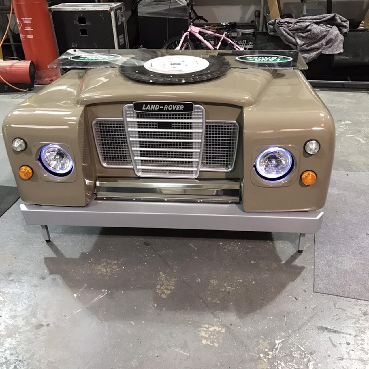 Land Rover desk in any colour you would like ! We... - Depop