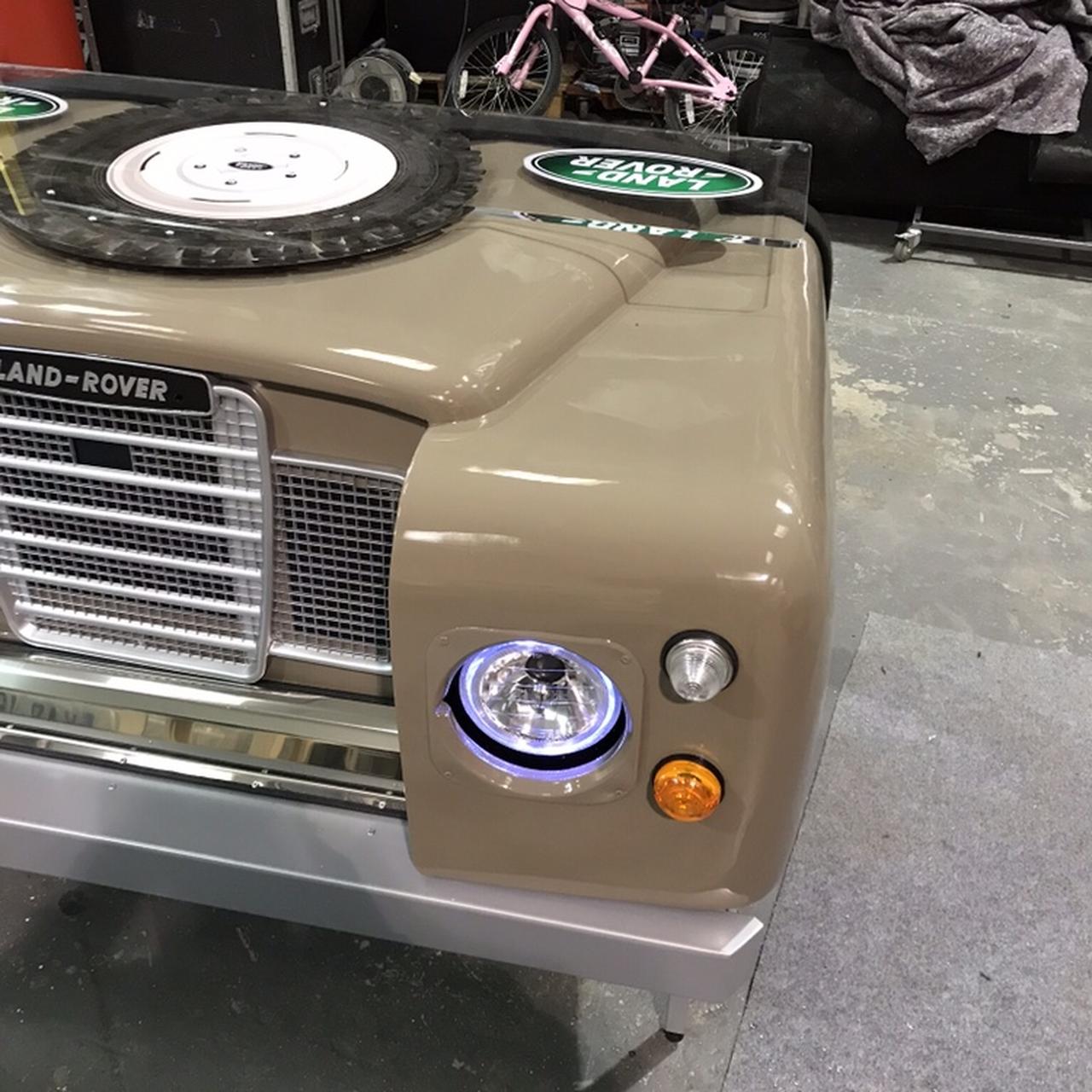 Land Rover desk in any colour you would like ! We... - Depop