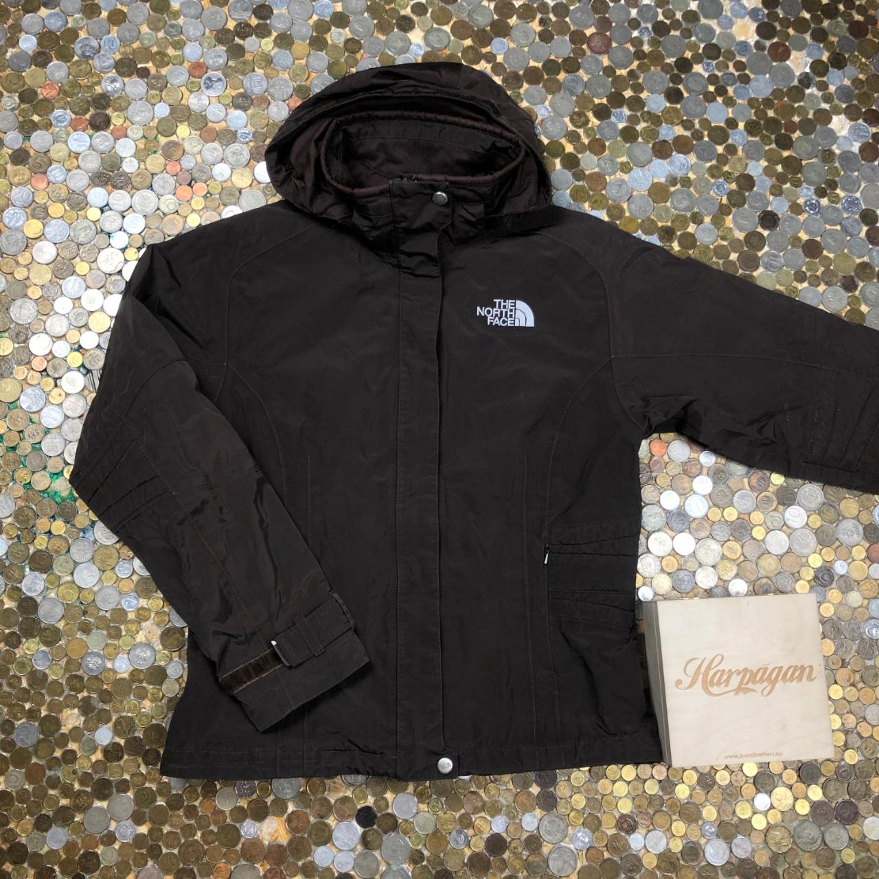 THE NORTH FACE WINTER JACKET SIZE S Lenght: 61 cm... - Depop