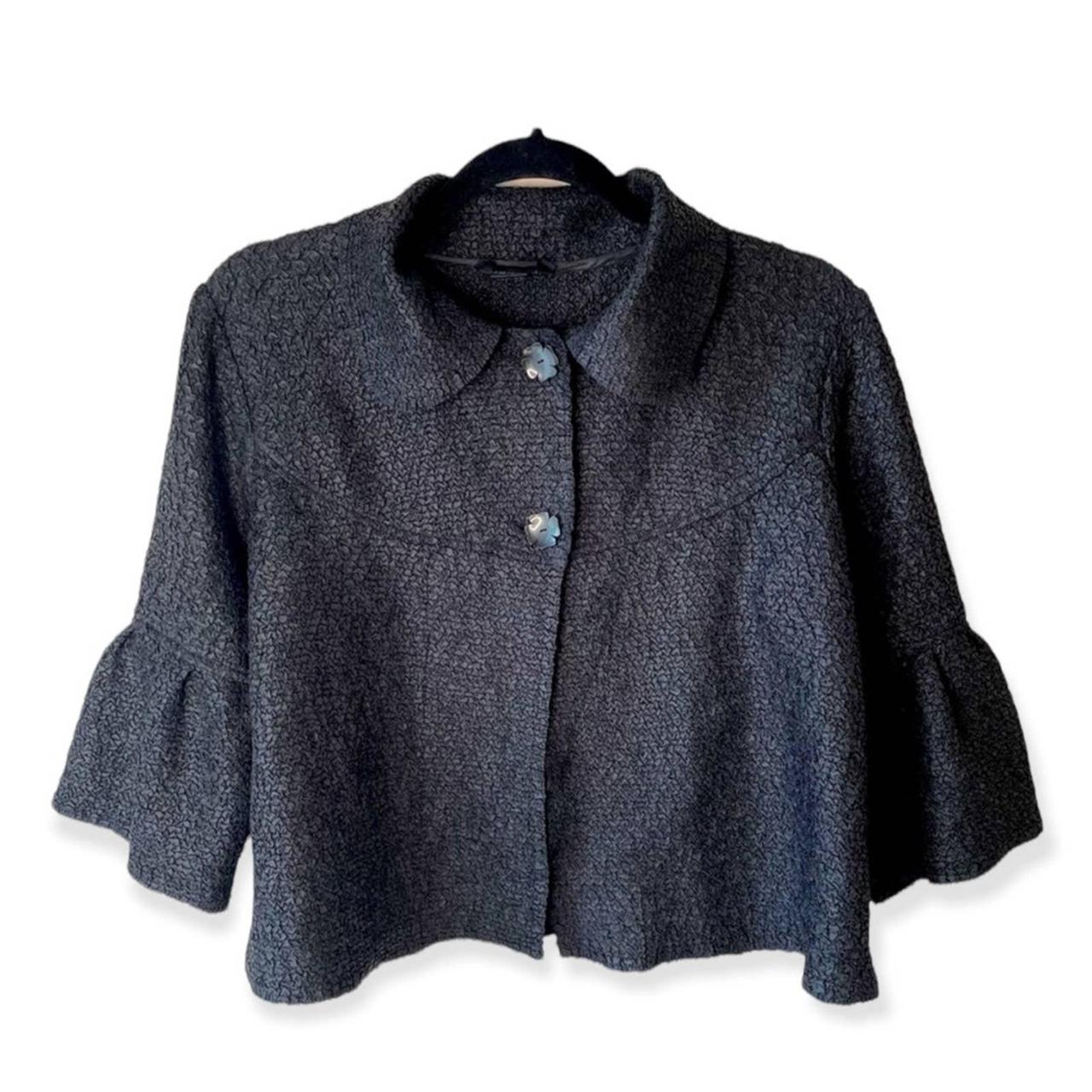 Veeca Black Crinkled Flared Sleeve Jacket In... - Depop