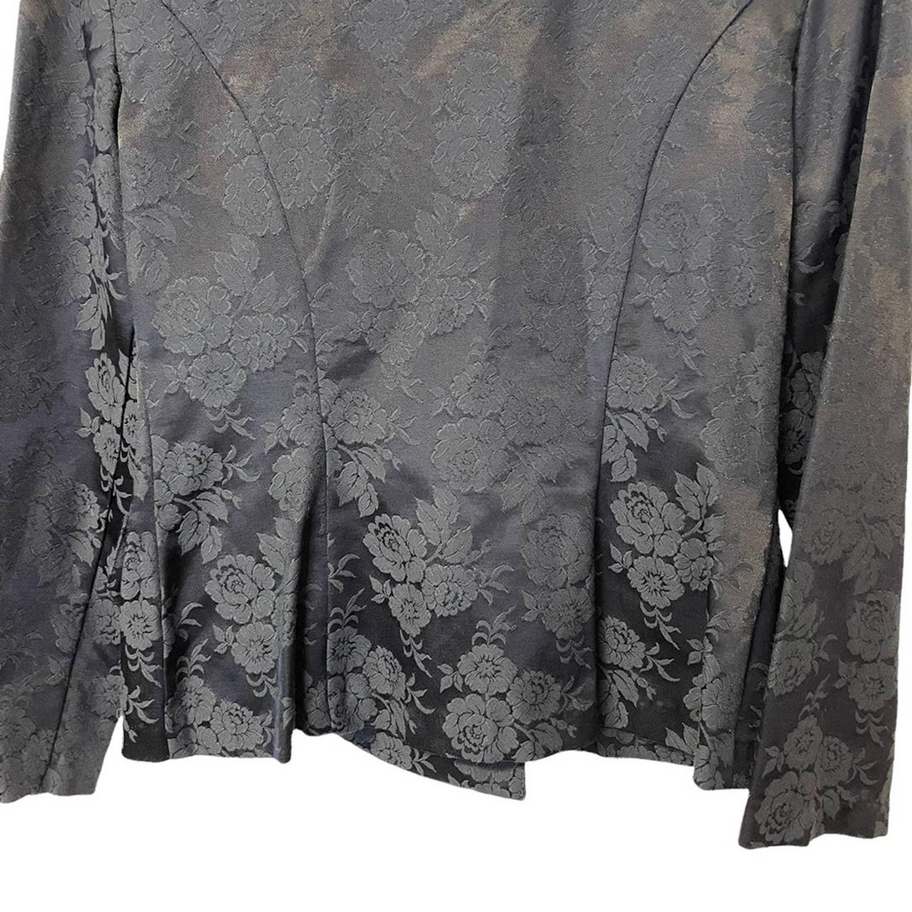 Moda International Women's Black | Depop