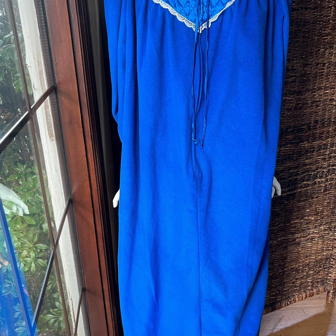 Tiffany & Co. Women's Blue Robe | Depop