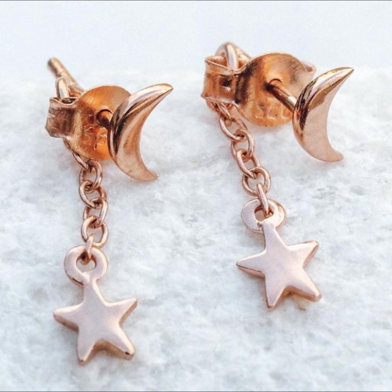 pura vida falling stars earring set rose... - Depop pura vida falling stars earring set rose... - Depop