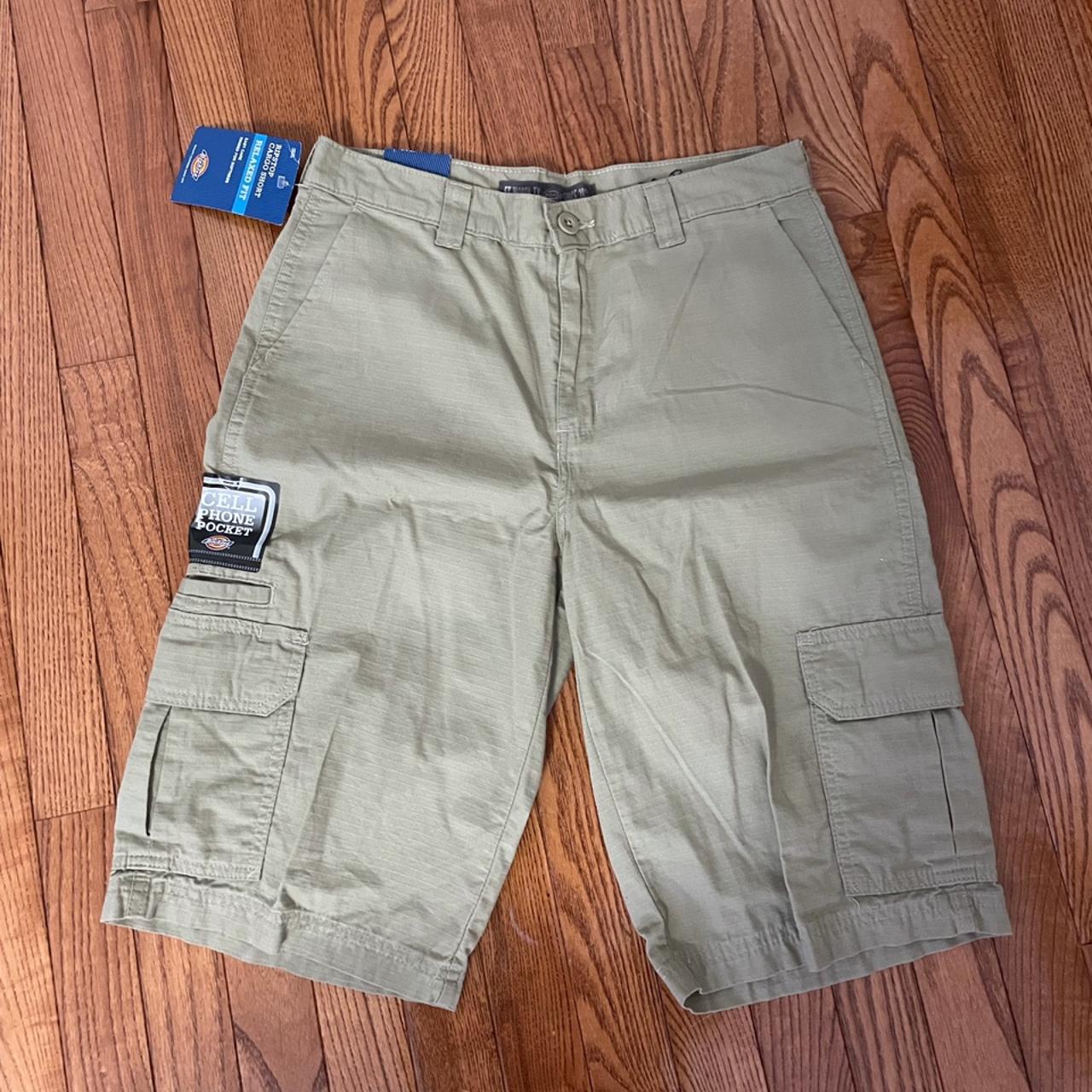 DICKIES CARGO SHORTS New with tags, sharpie writing... - Depop