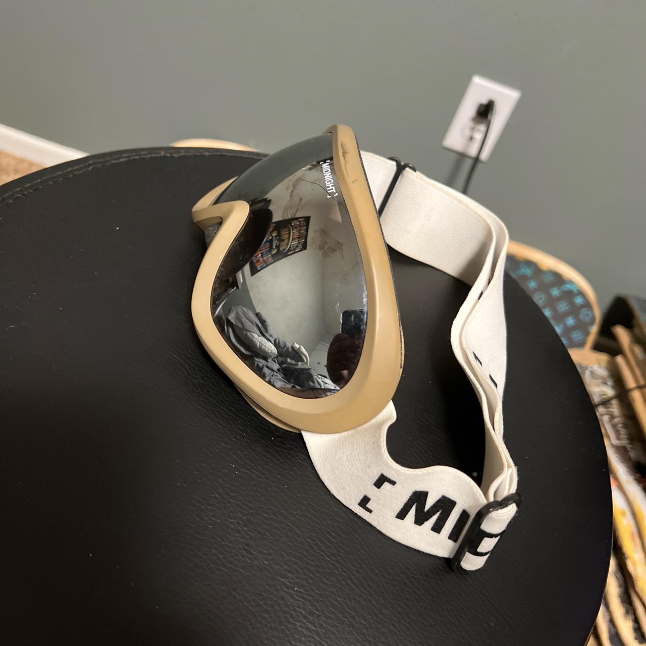 midnight studios goggles , (padding is tore but... - Depop