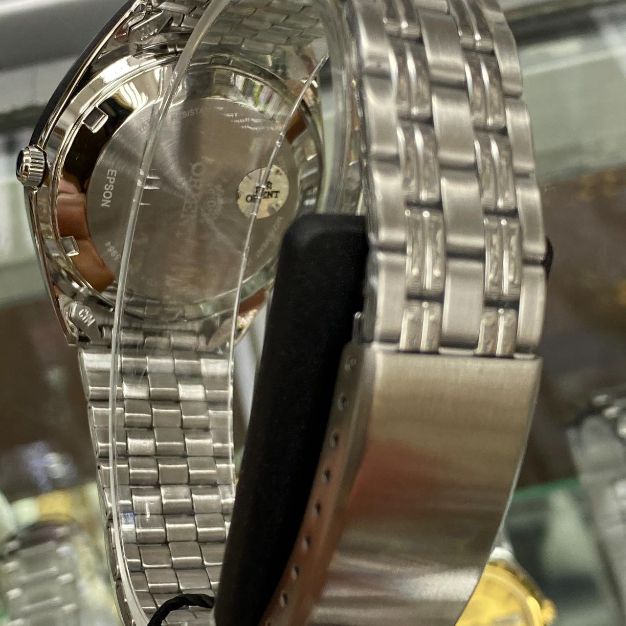 Orient Automatic Movement Watch 38mm Diameter Water... - Depop