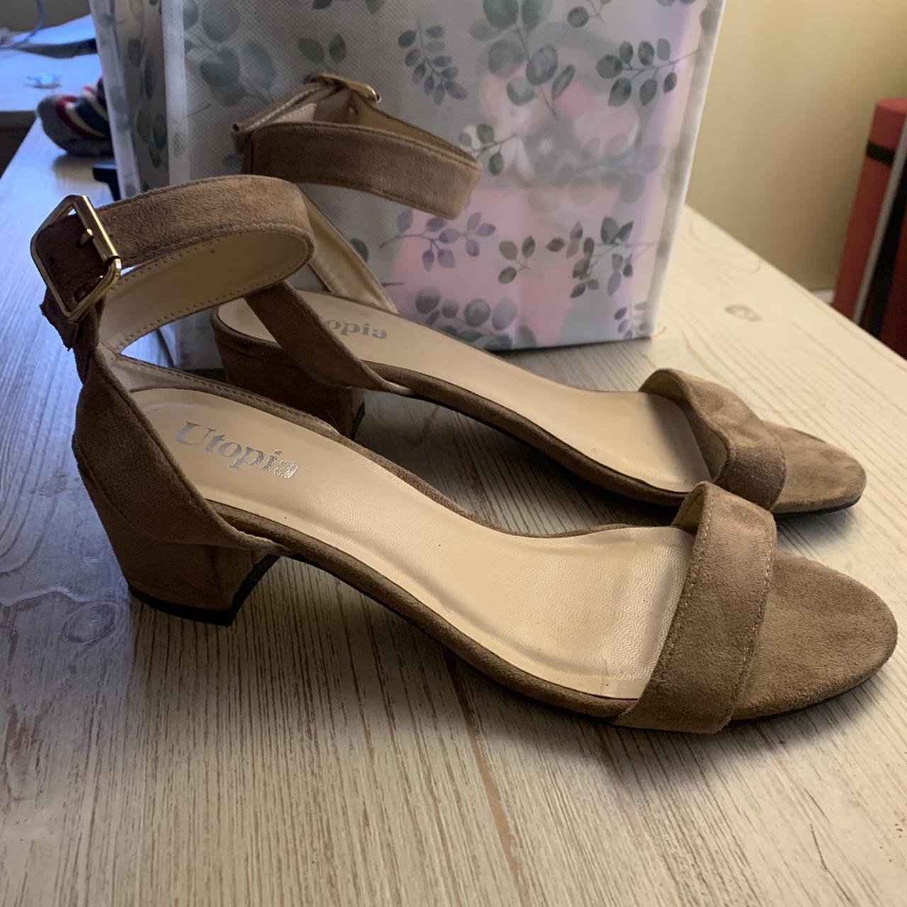 Taupe chunky open toed heels in size Women’s 8 1/2... - Depop