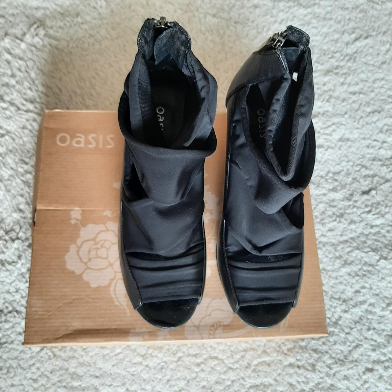 Oasis shoe/ boot. Platform wedge sole with lycra... - Depop