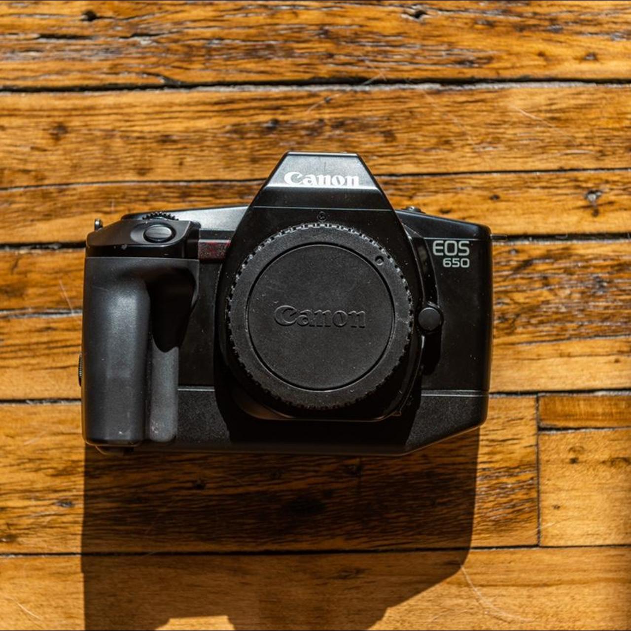 Cannon EOS 650, like new condition, functions... - Depop