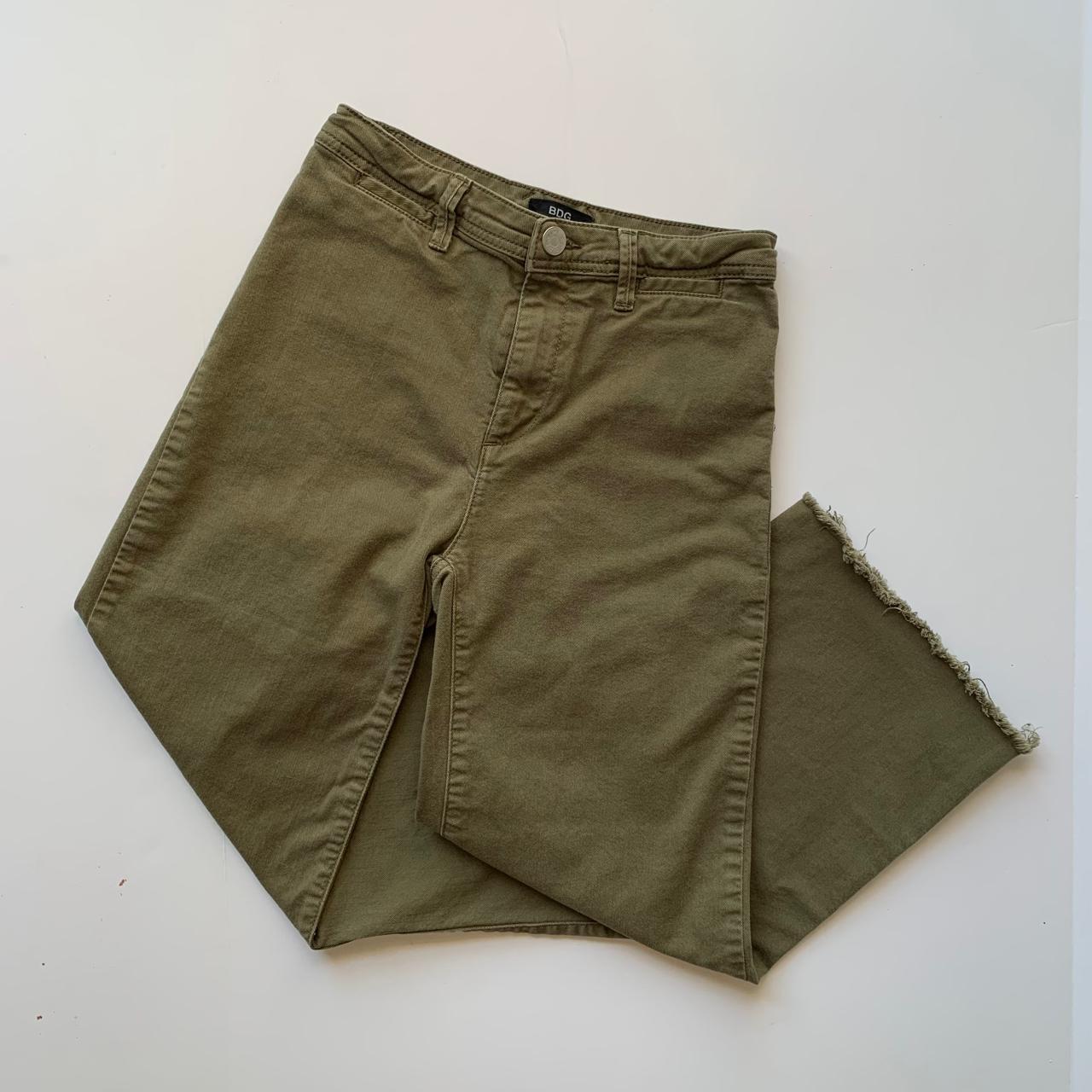 BDG x Urban Outfitters olive green wide leg capris... - Depop