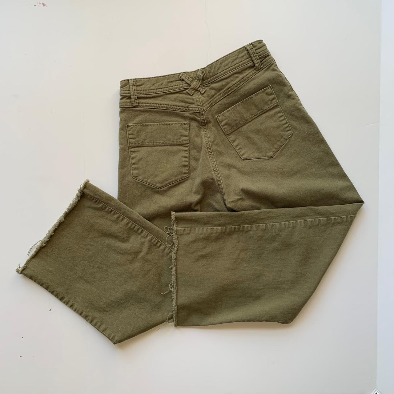 BDG x Urban Outfitters olive green wide leg capris... - Depop