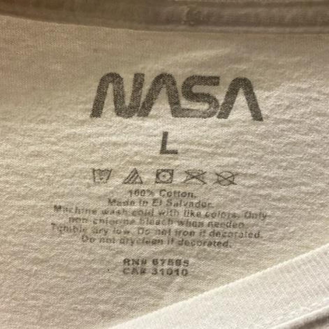 NASA Men's White T-shirt | Depop