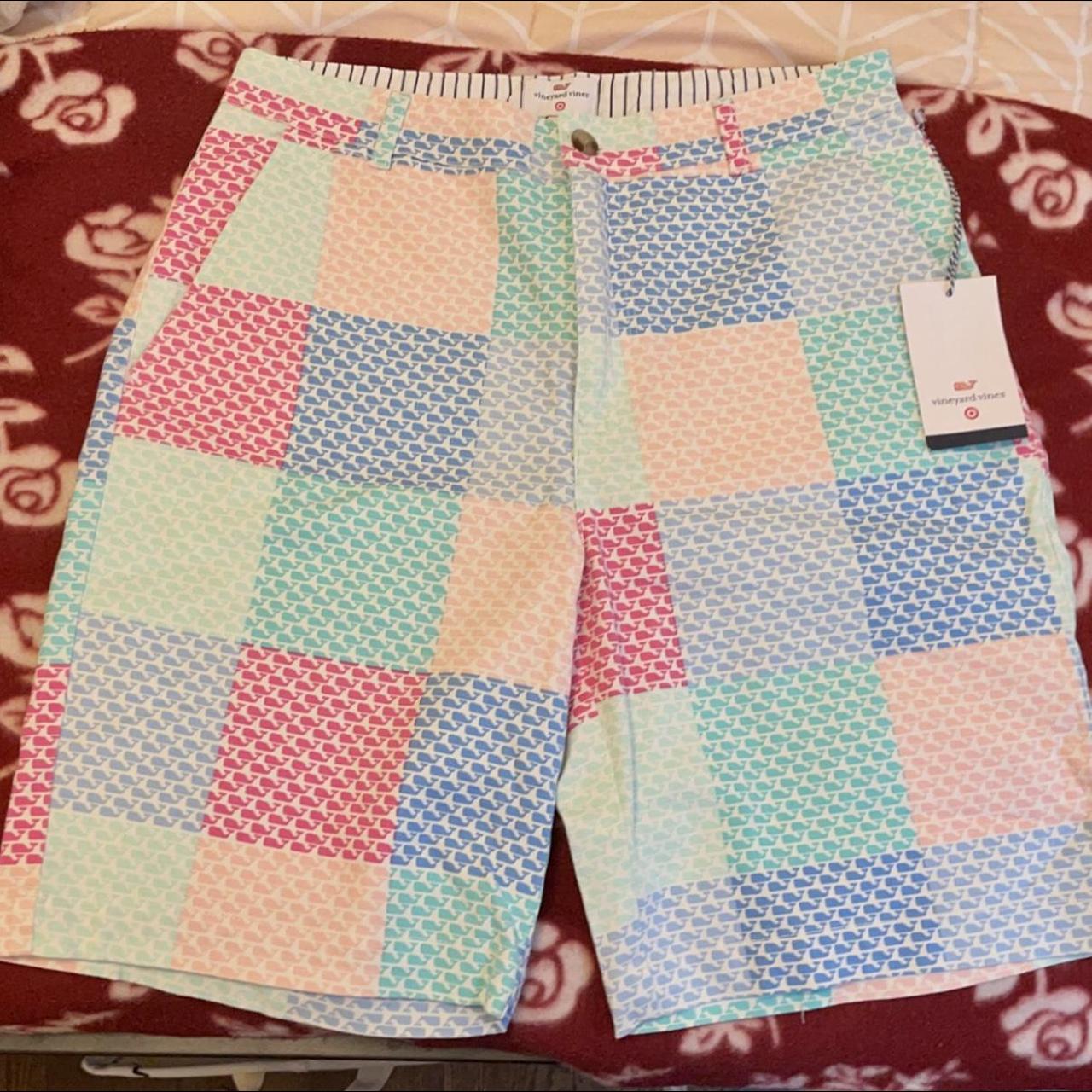 Vineyard Vines Men's Multi Shorts | Depop