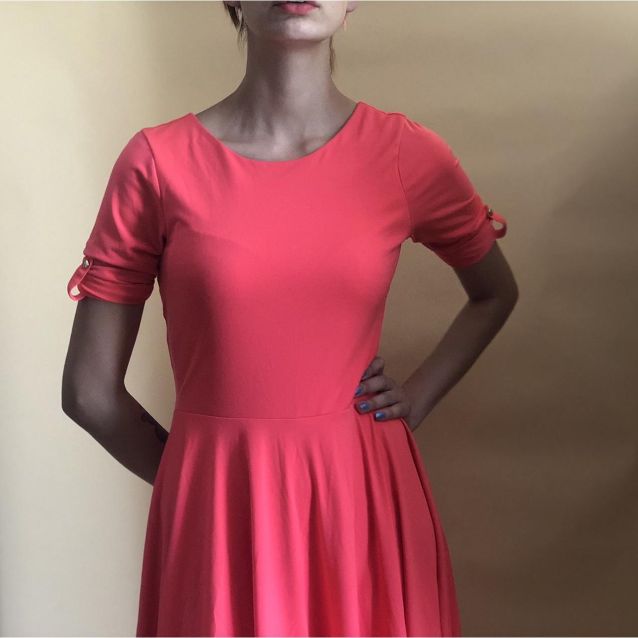 Red Express dress s/p quarter sleeve Polyester... - Depop