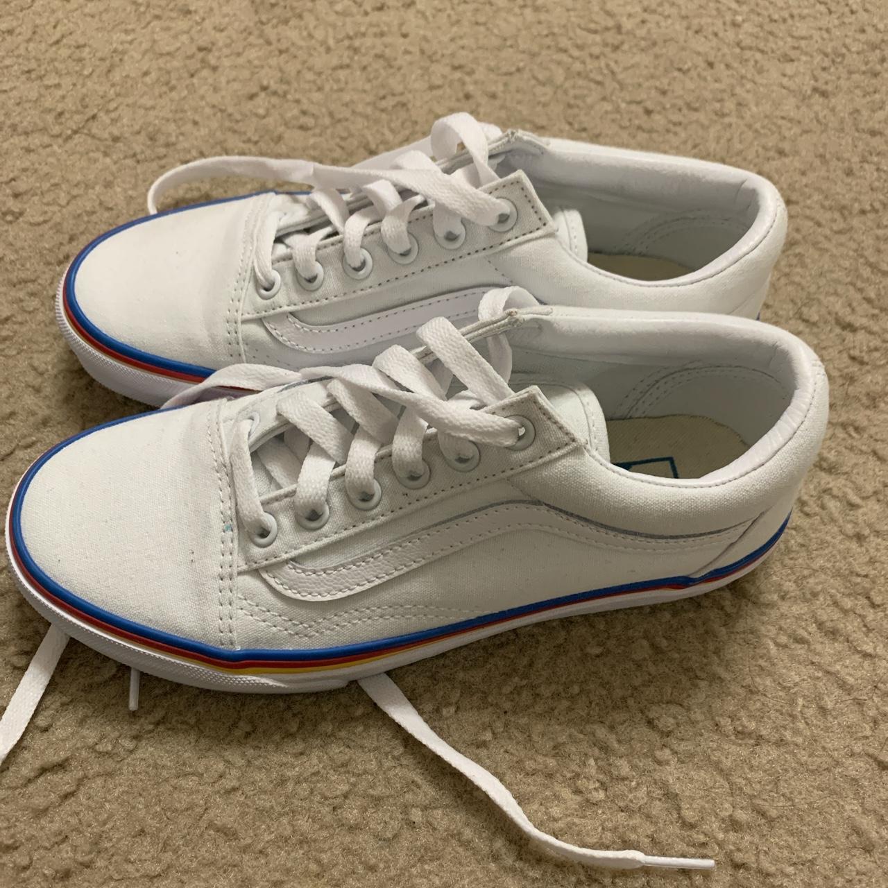 ADORABLE VANS! US WOMENS SIZE 6.5! worn like 2... - Depop