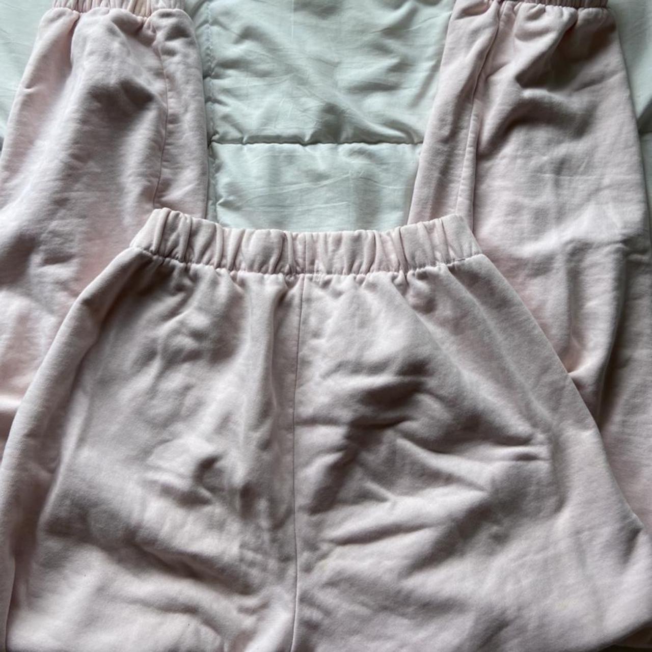 BRANDY MELVILLE ROSA PINK SWEATPANTS - like new -... - Depop