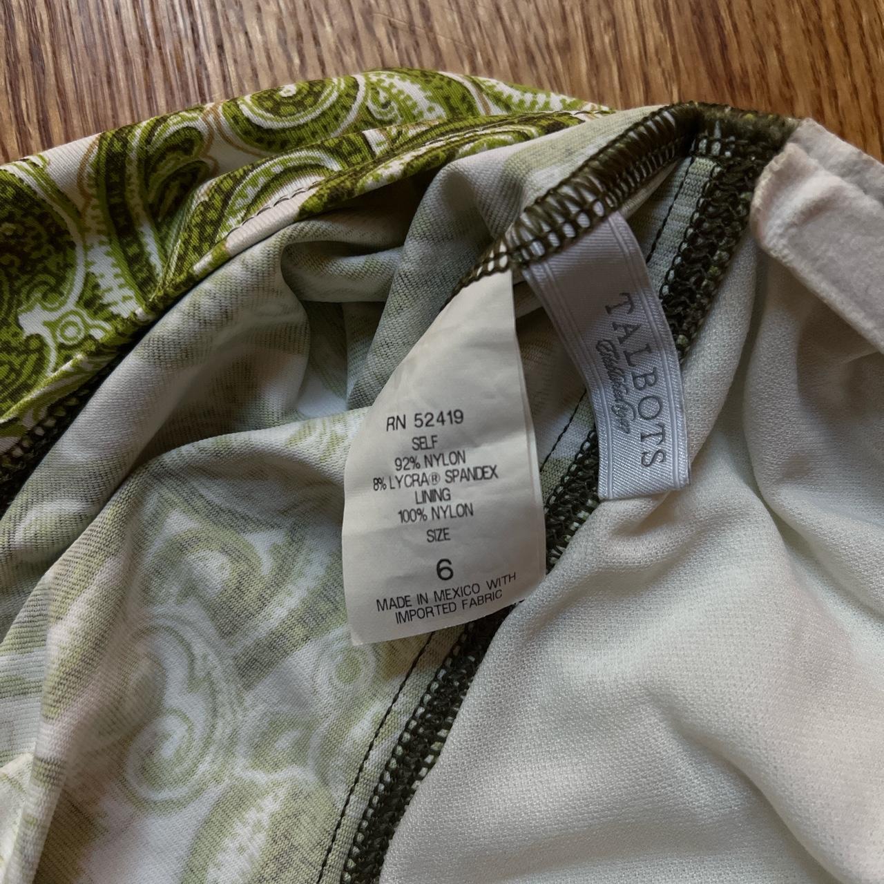 Green paisley pattern swim top Women’s size 6 - Depop