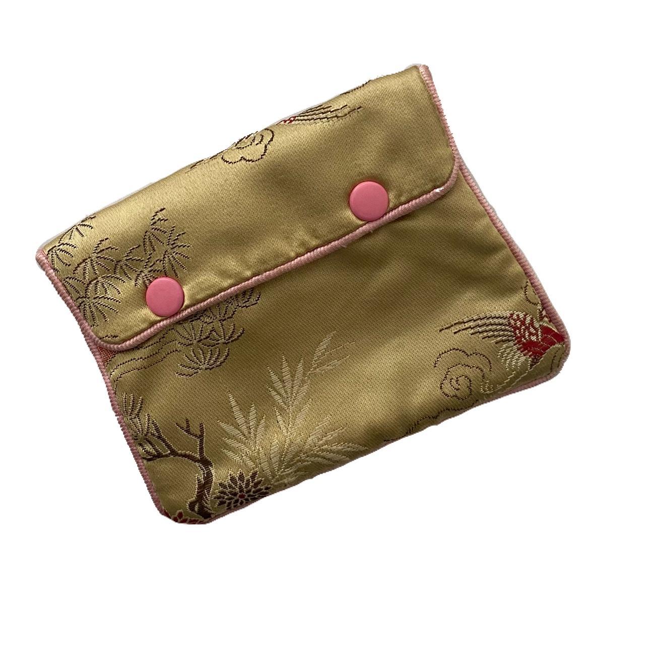 Gold Chinese print coin purse, has a floral pattern... - Depop