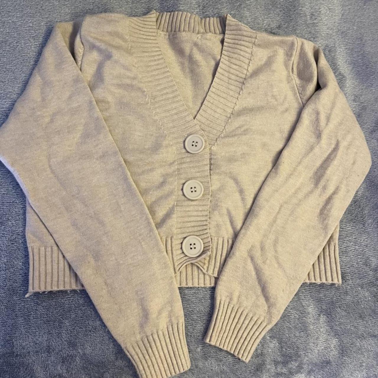 BEIGE CROPPED CARDIGAN 🌸 Super soft 🌸 One size... - Depop