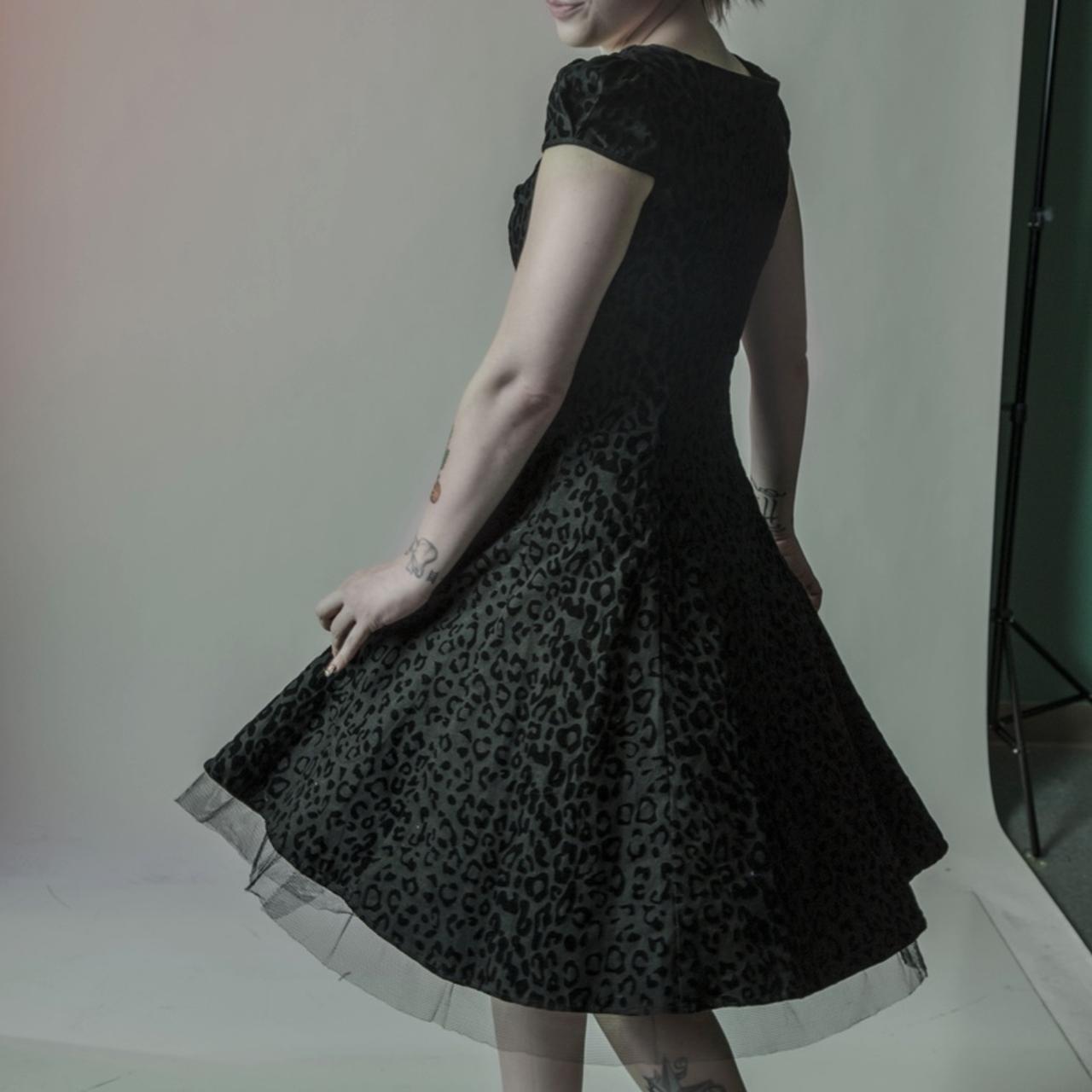 Hearts & Roses black leopard cap sleeve dress 🖤 Good... - Depop