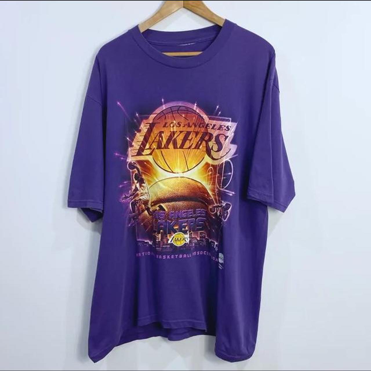 Vintage LA Lakers T-shirt Size: Fits like a... - Depop