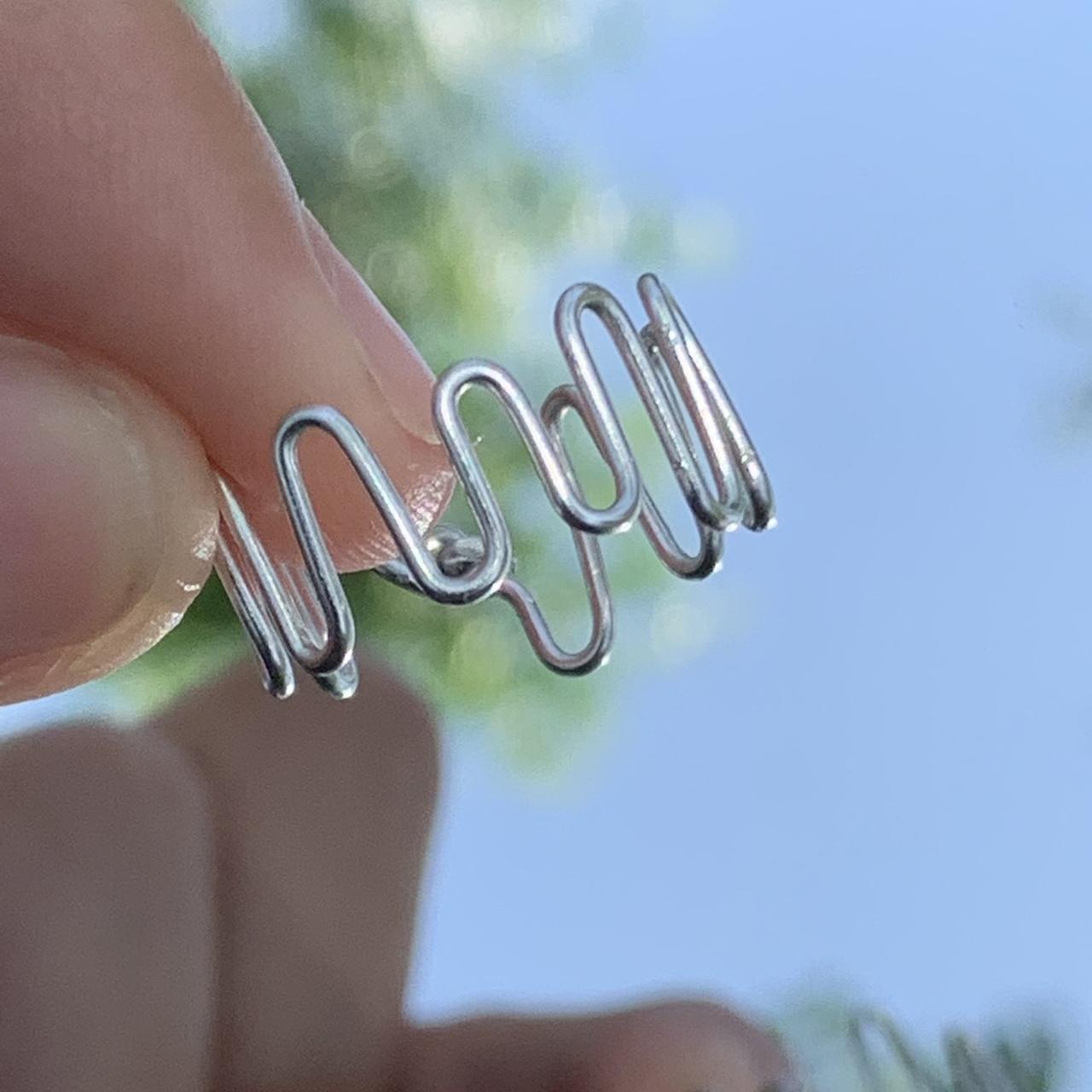 Handmade beautiful silver wire ring shaped in a... - Depop