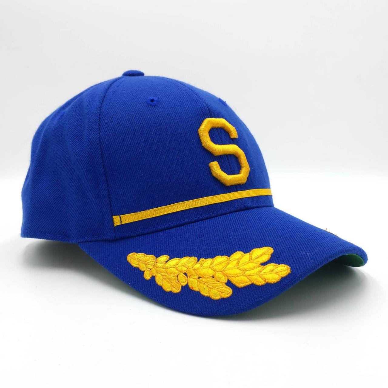 Vintage Seattle Pilots Fitted Hat Brand: American... - Depop