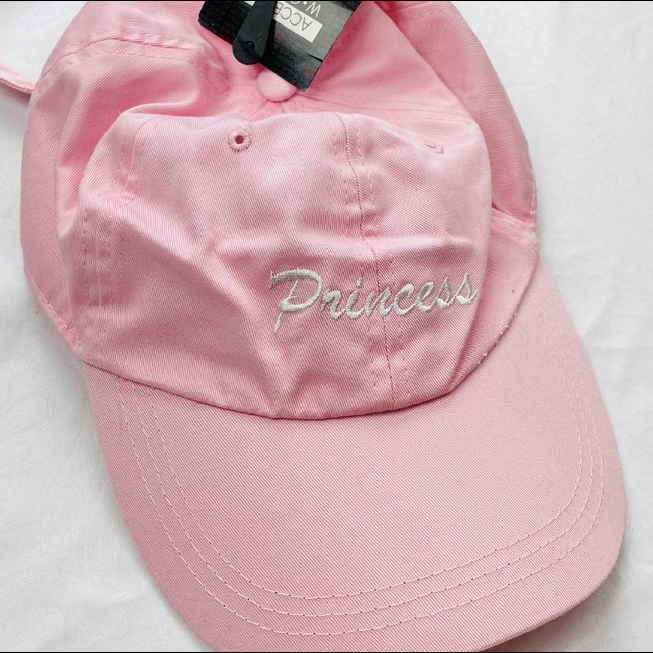 pink princess hat new with tags, has some thread... - Depop