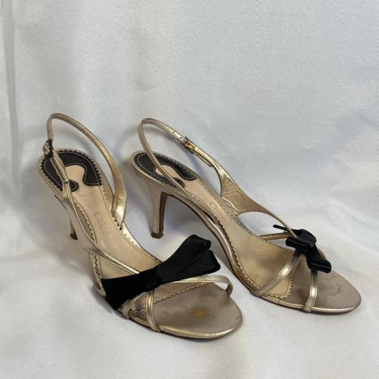 Early 2000s Silver Chloe Sandals with Cute Bow... - Depop